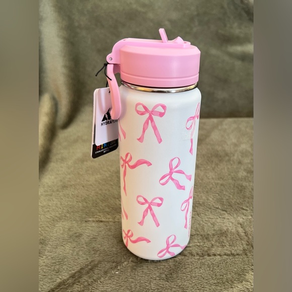 Hydrapeak | Kitchen | Nwt 2 Oz Hydrapeak Pink Ribbon Water Bottle ...